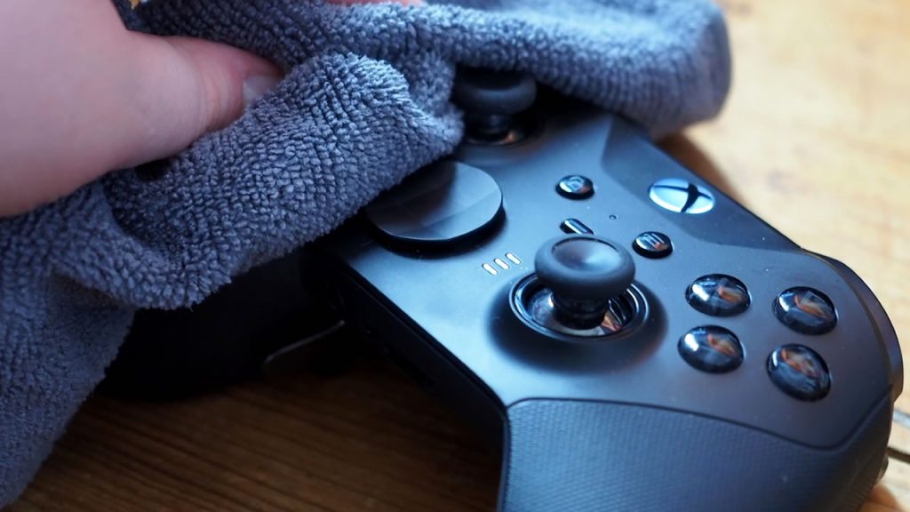 Videojuegos: cómo desinfectar tus controles de Play 4, Xbox One y ...