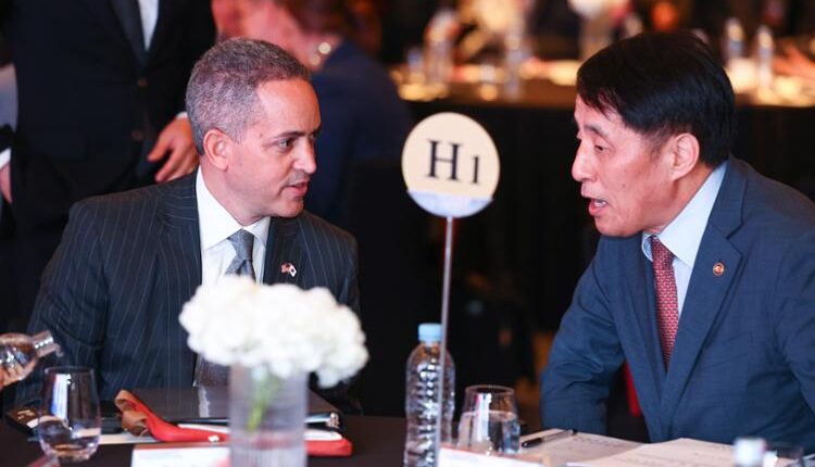 EE. UU. refuerza cooperación con Corea del Sur en competencia ...