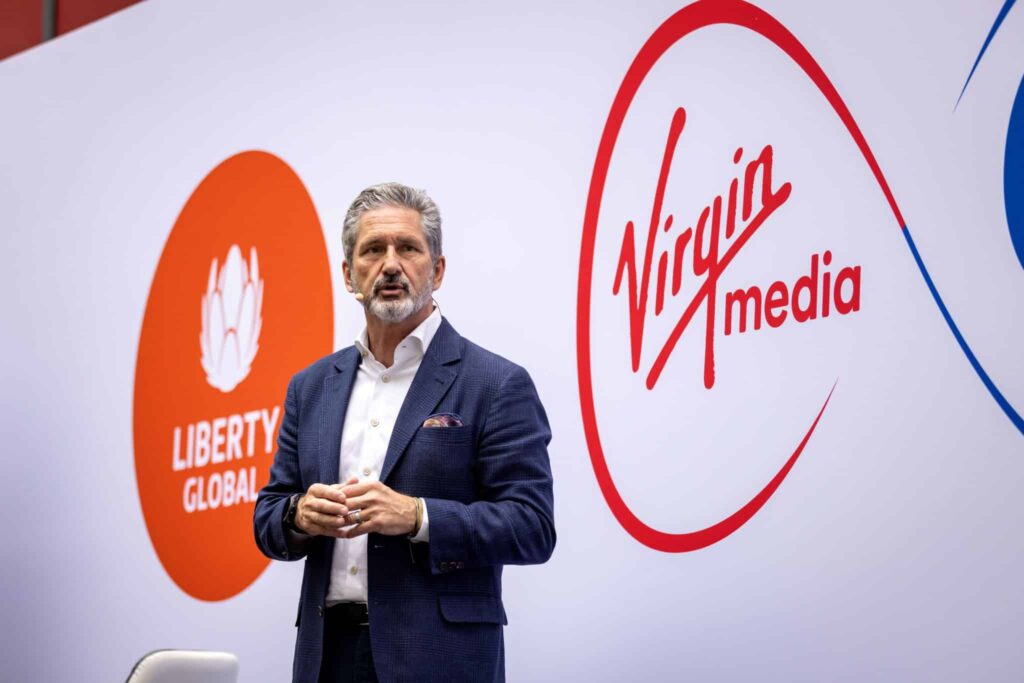 CEO de Liberty Global clama por consolidación del sector